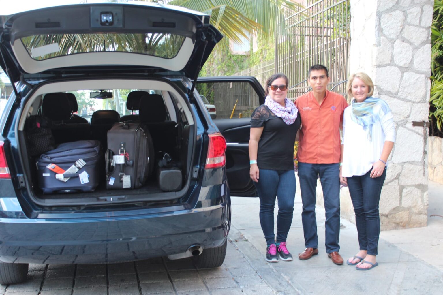 Home - Victor's Transfer & Tours